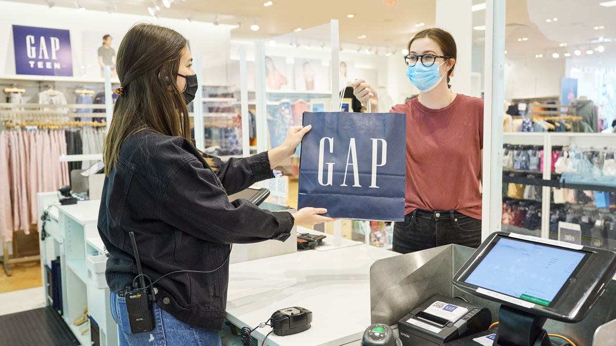 Gap Inc. Second Quarter Highlights by the Numbers | Gap Inc.